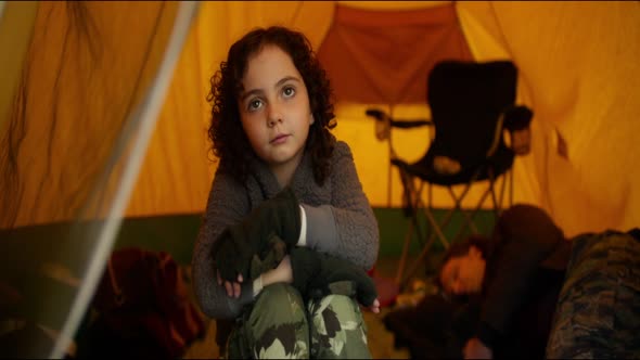 Rozpolcený-Rozpoltený-Split-Horor Thriller Psychologický-USA Japonsko ...